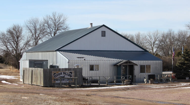Lake Oahe Pheasant Hunting & Walleye Fishing in South Dakota at Oahe ...
